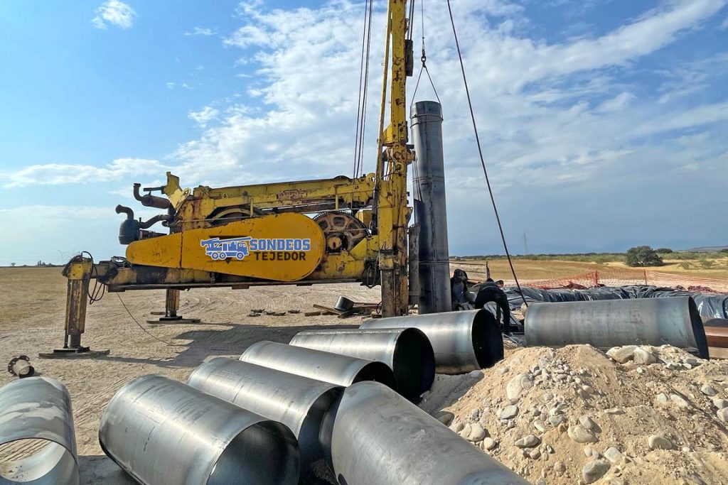 Perforación por Percusión para construir pozos - Sondeos Tejedor